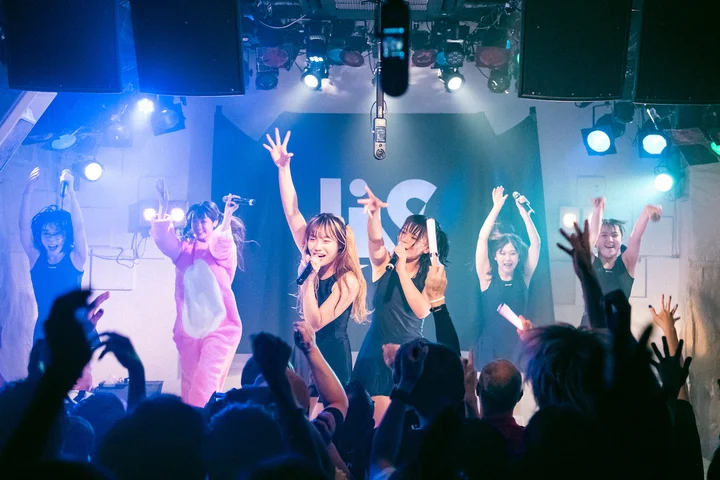 多視点VR映像体験「POV」でアイドルグループLiVSのライブパフォーマンスを配信開始 | PANORA